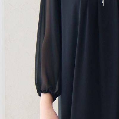 洗える・3L／4Lサイズあり】漆黒 袖シフォンワンピース